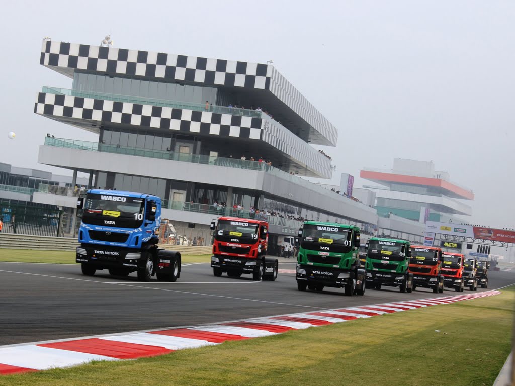 A Look At The Tech Behind The T1 Prima Race Trucks With Tata ...