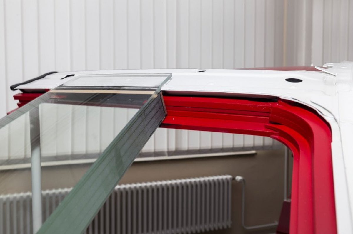 The Tank-Like Mercedes-Benz S-Class Guard Enters Production » Car Blog ...