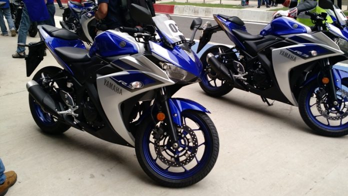 Yamaha R3 India Launch, Price, Pics, Specs, Details