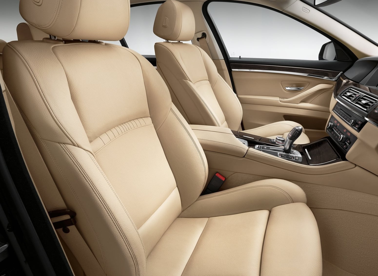 2015 BMW 530d M Sport Test Drive Review, pics, specs