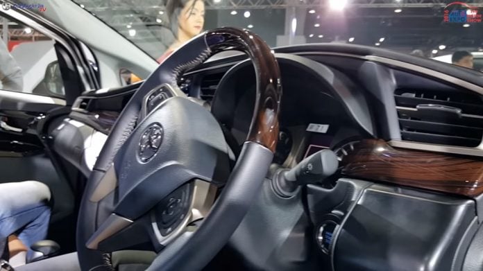 2016 Toyota Innova Crysta- Diesel Model Now on Sale in Delhi » Car Blog ...