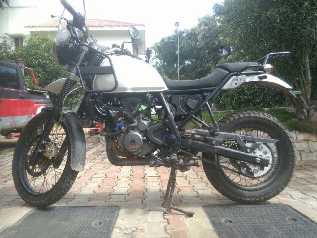 Modified Royal Enfield Himalayan with KTM 390's Engine- Images, Details