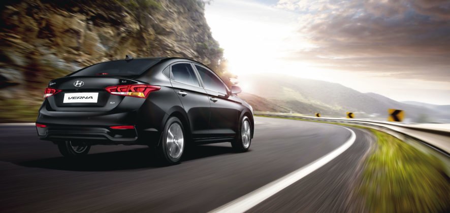 New 2017 Hyundai Verna Bags Over 20,000 Bookings! Overtakes Ciaz & City ...