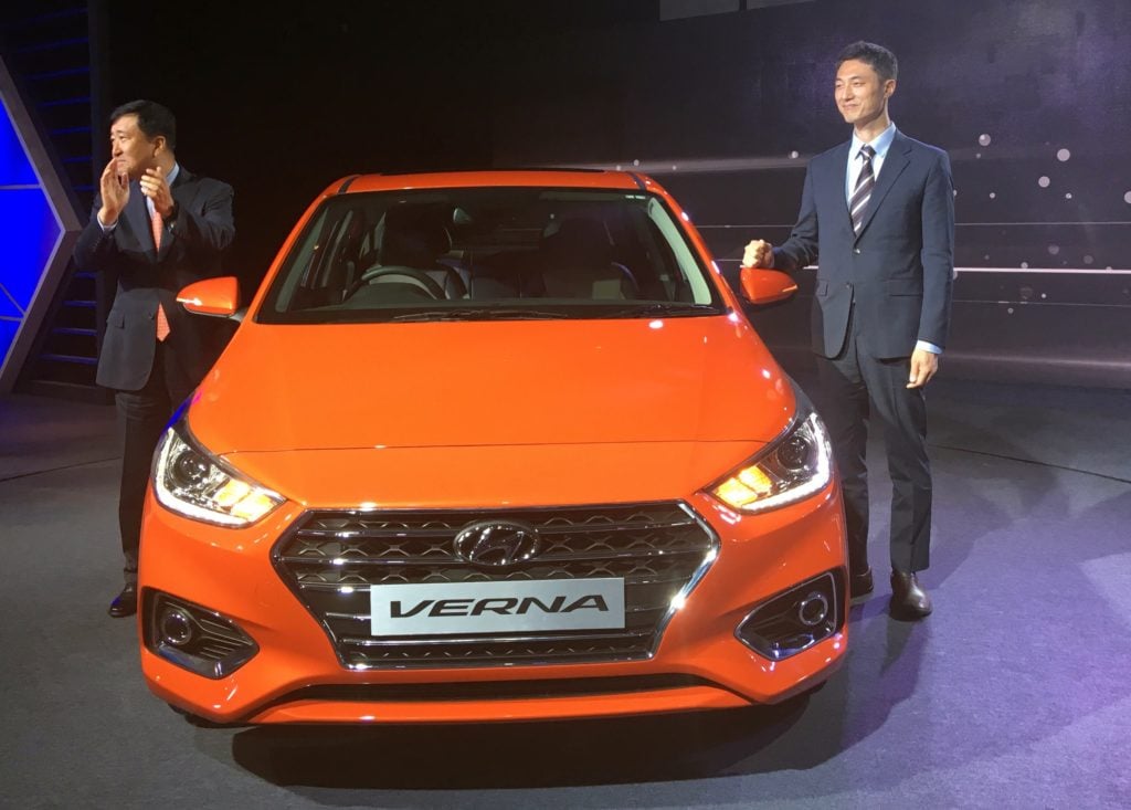 New 2017 Hyundai Verna Bags Over 20,000 Bookings! Overtakes Ciaz & City ...