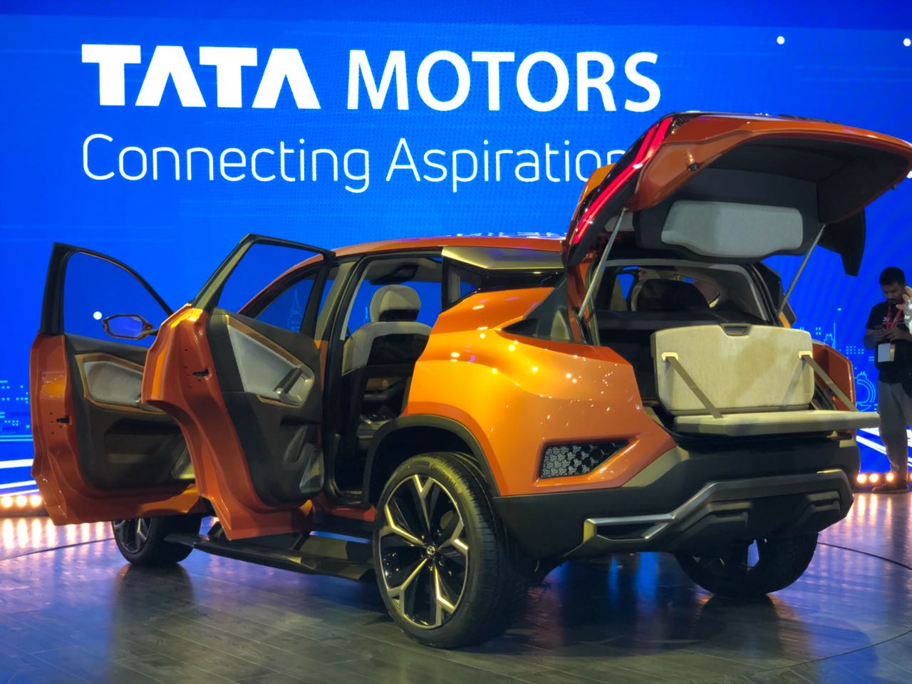 Tata H5X Concept SUV Revealed At Auto Expo 2018 » Car Blog India