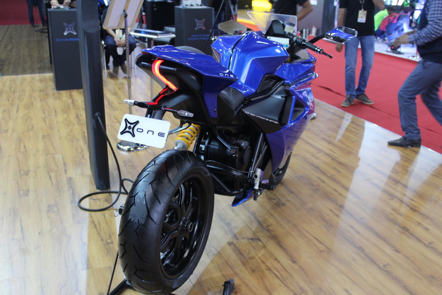 Emflux One Electric Superbike Debuts at Auto Expo 2018 » Car Blog India
