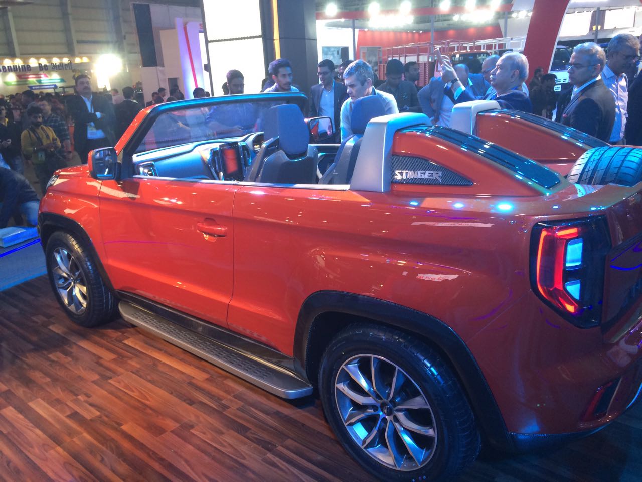 Mahindra Stinger Convertible SUV Debuts at Auto Expo 2018 – Images ...