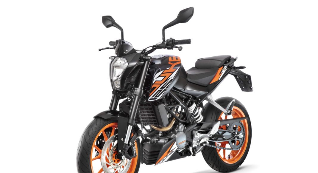 Check out the video of KTM Duke 125 Top Speed and Acceleration