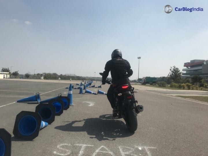 Yamaha MT-15 First Ride Review – Is it actually R15 V3 with a naked ...