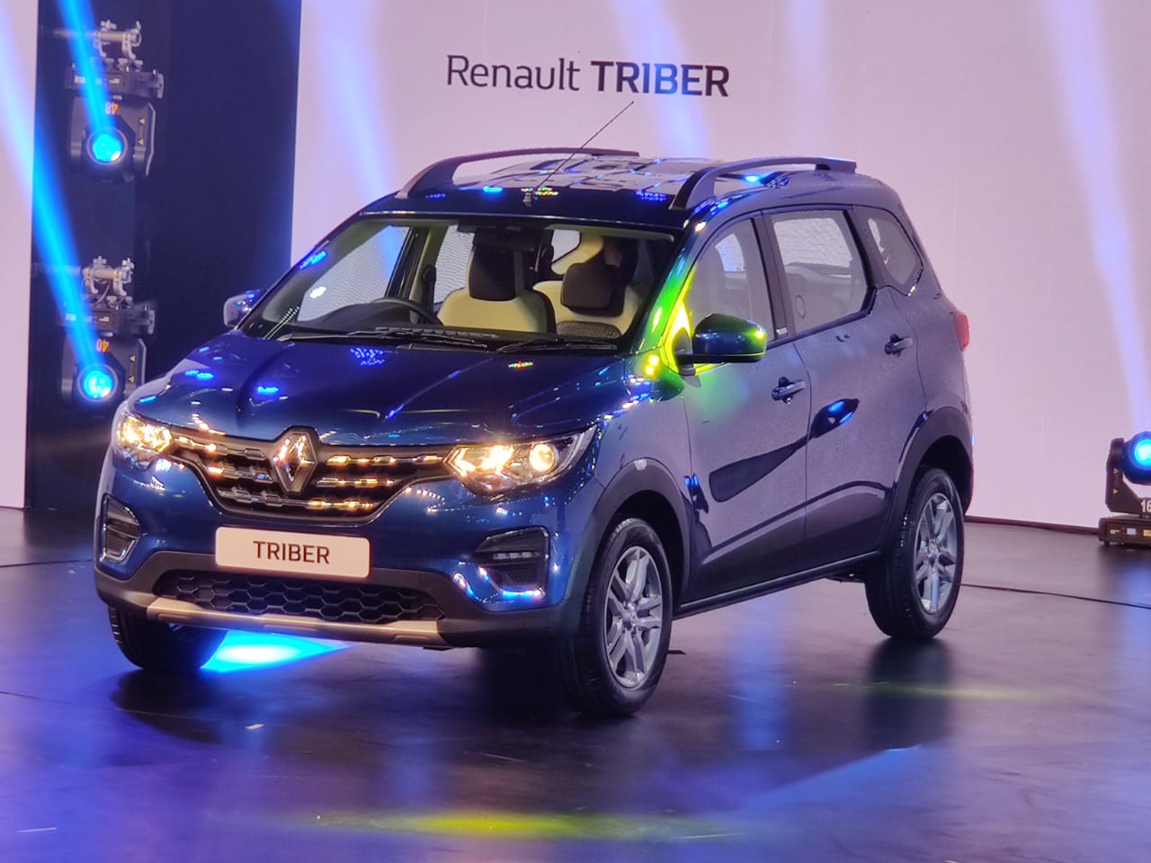 Renault Triber Unveiled; Is The Most Affordable 7-Seater Car » Car Blog ...