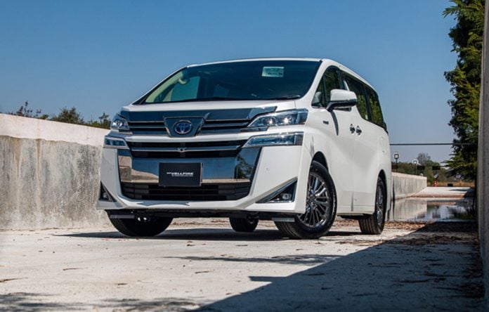 Toyota Vellfire – All You Need to Know About the Newest Luxury MPV ...