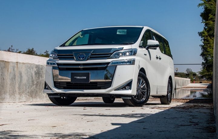 Toyota Vellfire – All You Need to Know About the Newest Luxury MPV ...