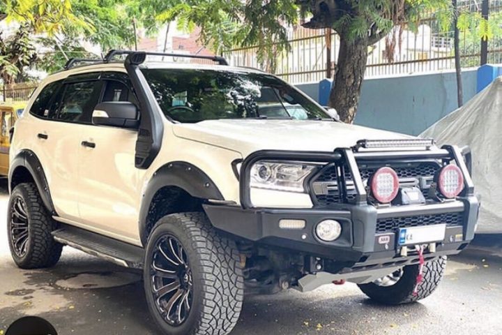 This Modified Ford Endeavour Is Ready For Some Serious Off-Roading ...