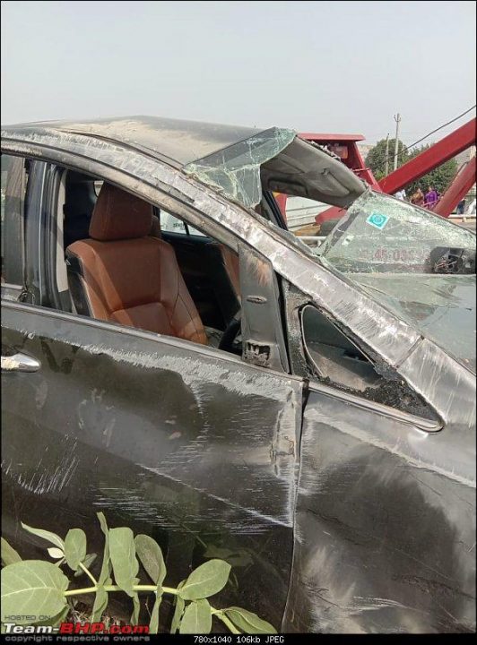This Toyota Innova Rolled Over 3 Times; Kept Passengers And Children Safe