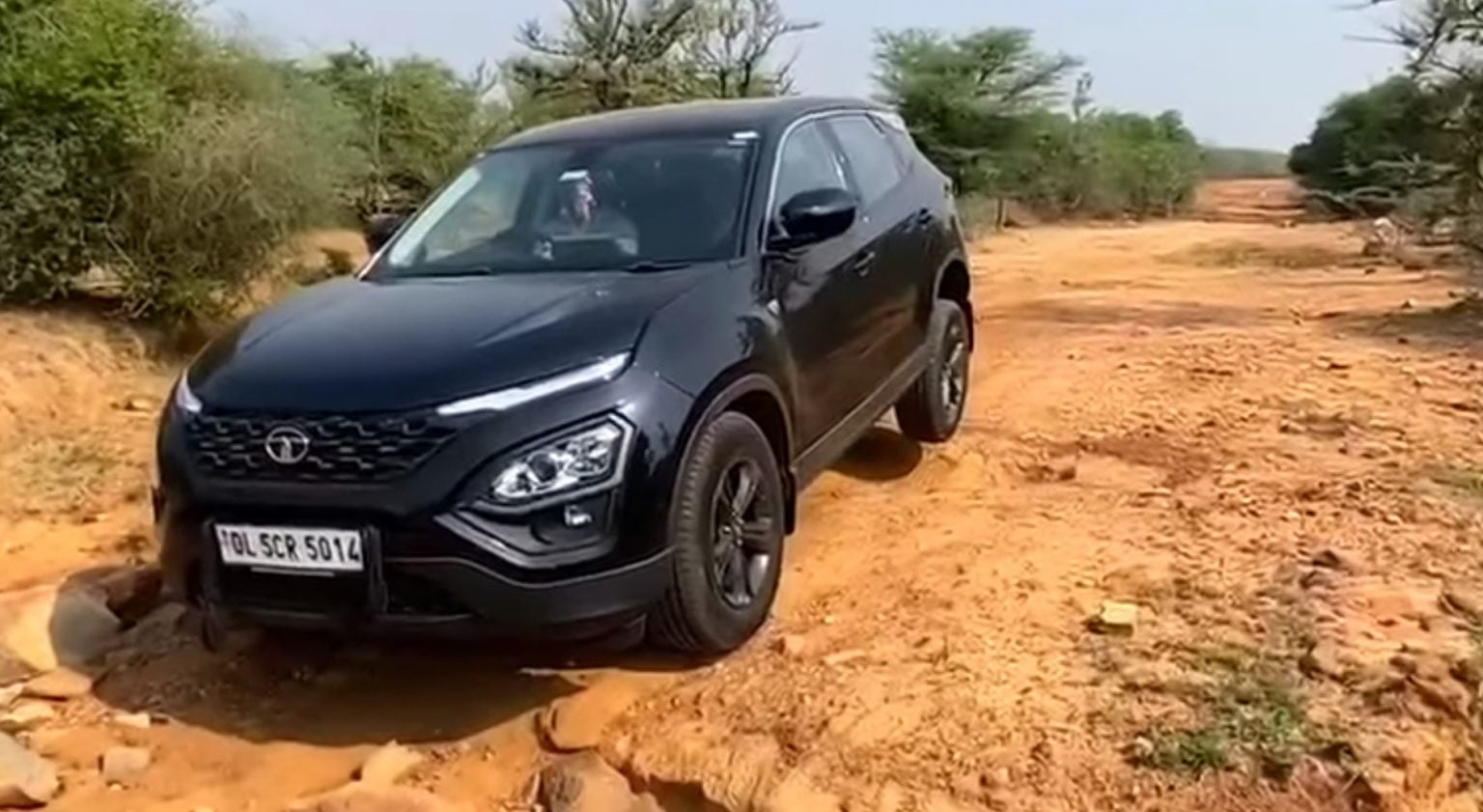 See How Does The Tata Harrier Black Edition Perform In Hardcore Off ...