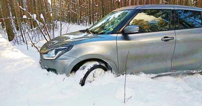 Watch Suzuki Swift 4×4 Easily Making Its Way Thru Deep Snow » Car Blog ...