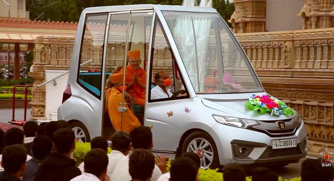 Modified Honda Jazz 'Pope Mobile' Back in Focus