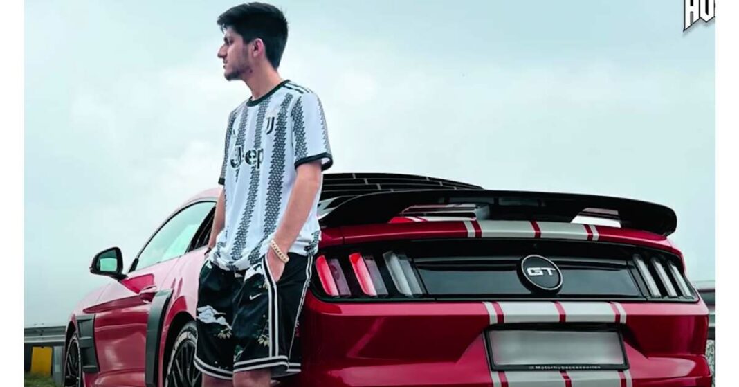 Top 5 Famous Ford Mustang Owners in India – Vijay Devarakonda to Saif ...