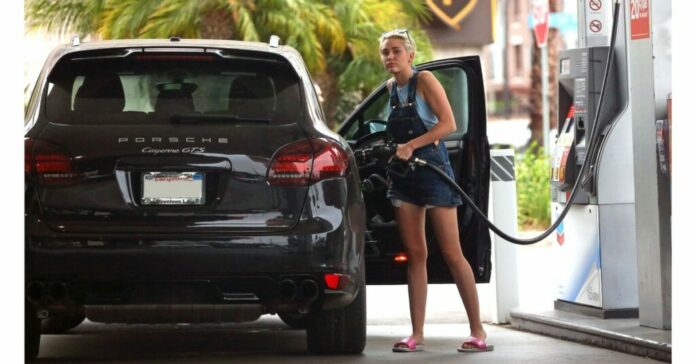 Exotic Car Collection of Miley Cyrus Will Stun You » Car Blog India