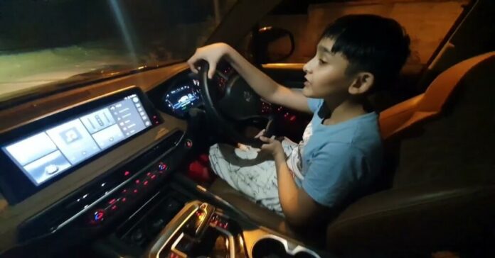 Little Kid Driving The Huge MG Gloster on Public Road is as Stupid as ...