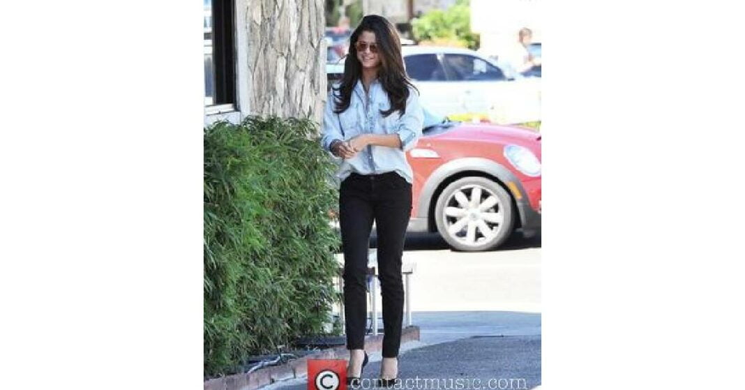 Check Out The Exquisite Car Collection of Selena Gomez » Car Blog India