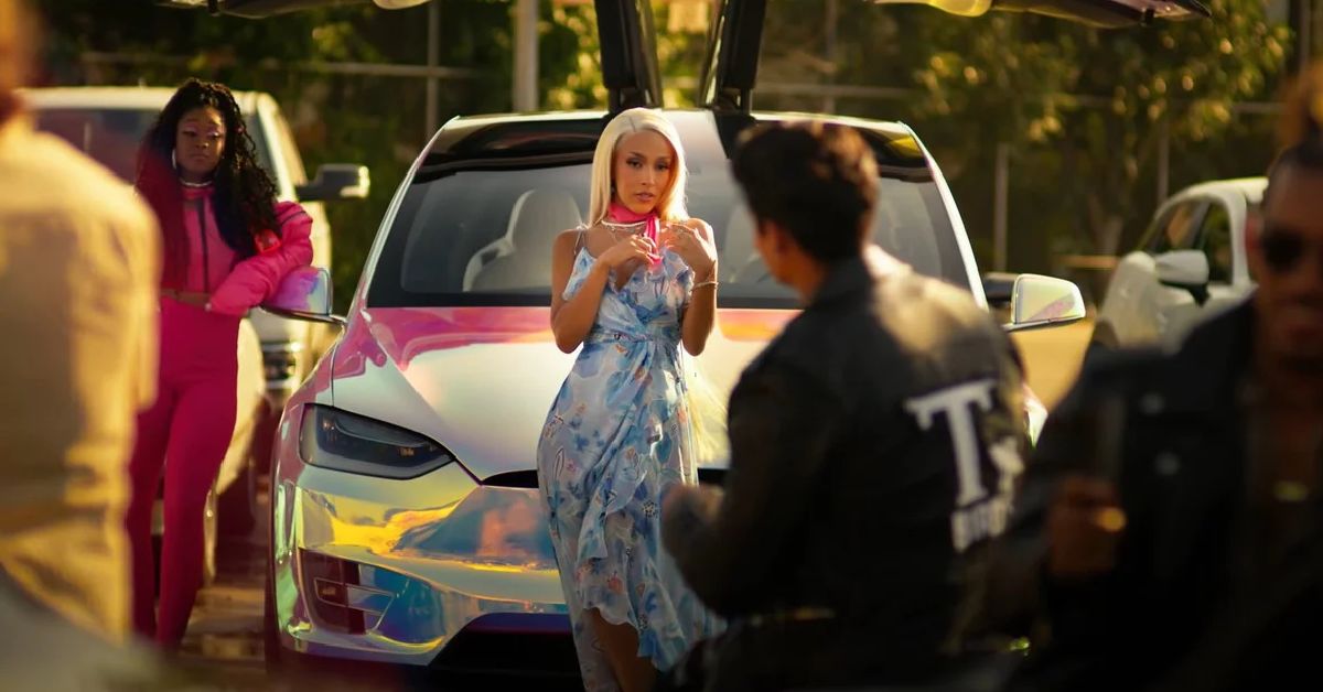 Car Collection of Doja Cat American Rapper is Impressive » Car Blog India
