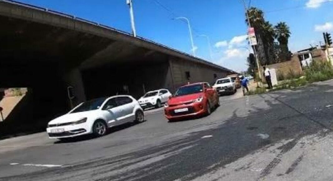 Hot Spot for Car Hijacking in Johannesburg, South Africa - VIDEO