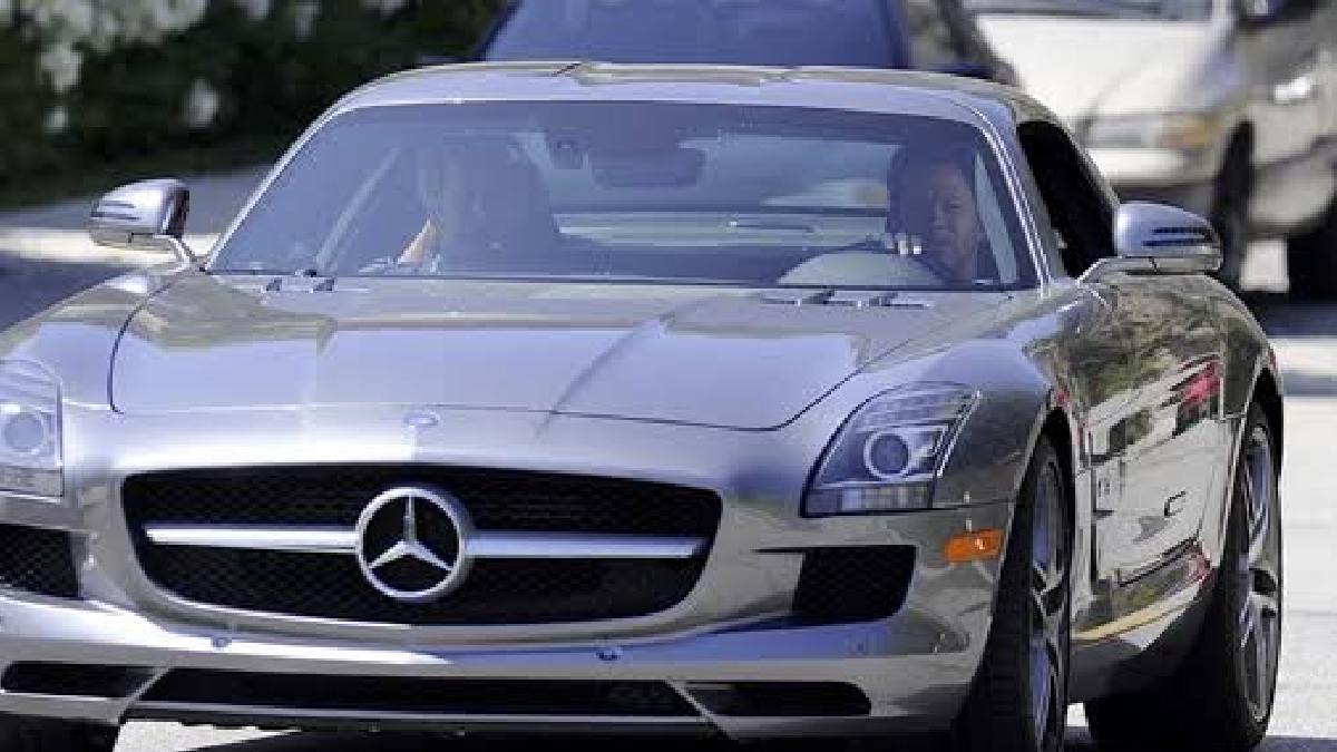 Here’s a SPORTY Car Collection of Mark Wahlberg » Car Blog India