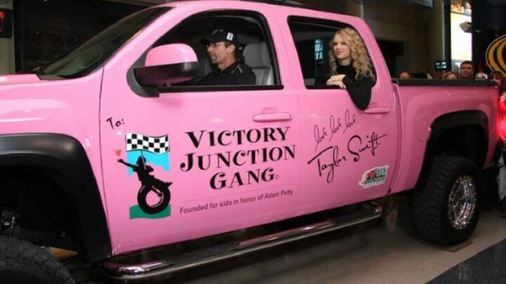 Check Out the Lavish Car Collection of Taylor Swift » Car Blog India