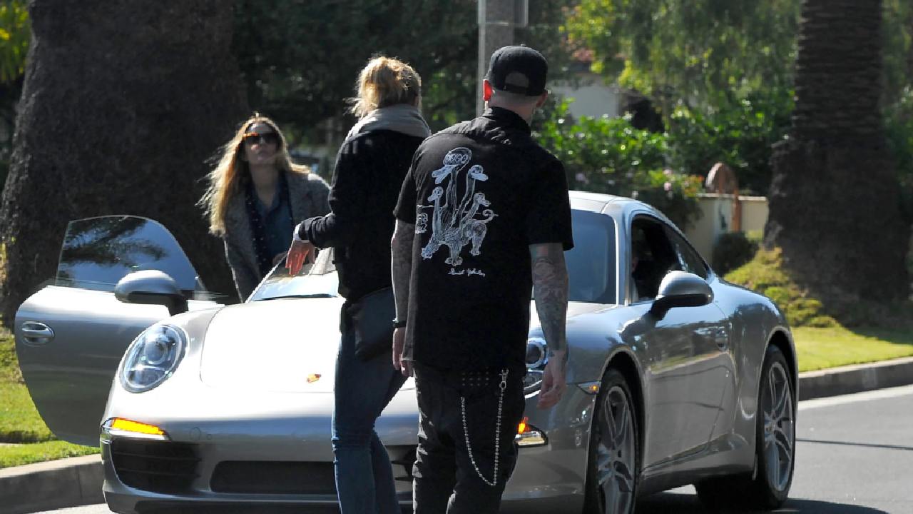 Car Collection of Cameron Diaz is PETITE » Car Blog India