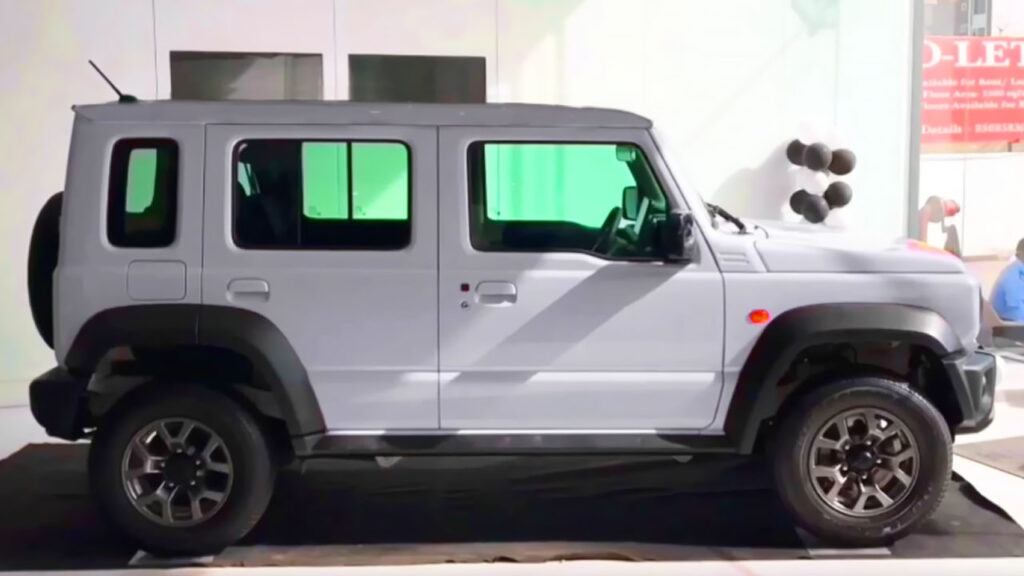 White-Coloured Maruti Jimny 5-Door Reaches Dealerships – VIDEO » Car ...