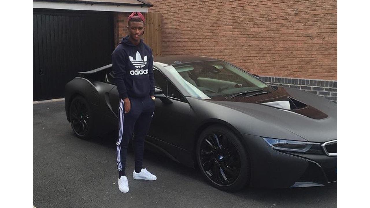 Car Collection of Everton Players is PREMIUM » Car Blog India