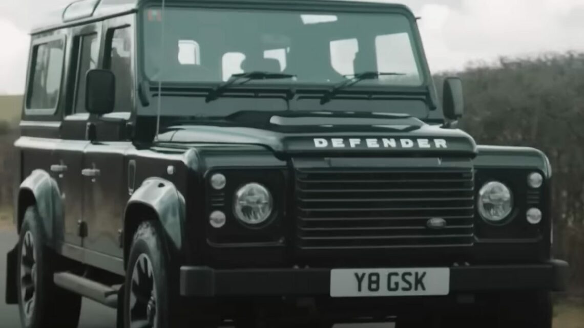 Famous Indian Celebs Who Own Rs 2.3 Cr Land Rover Defender » Car Blog India