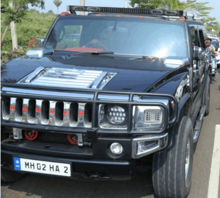 Top 5 Indian Celebrities Who Own Hummer – VIDEO » Car Blog India