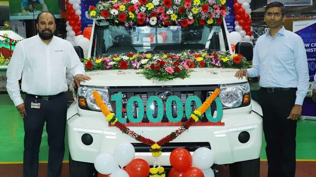 Mahindra Bolero MaXX Pik-Up Achieves 1 Lakh Production Milestone in ...