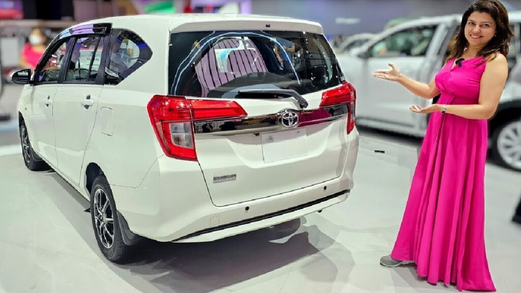 Indian Vlogger Details Toyota Calya, Calls it Mini Innova Crysta » Car ...