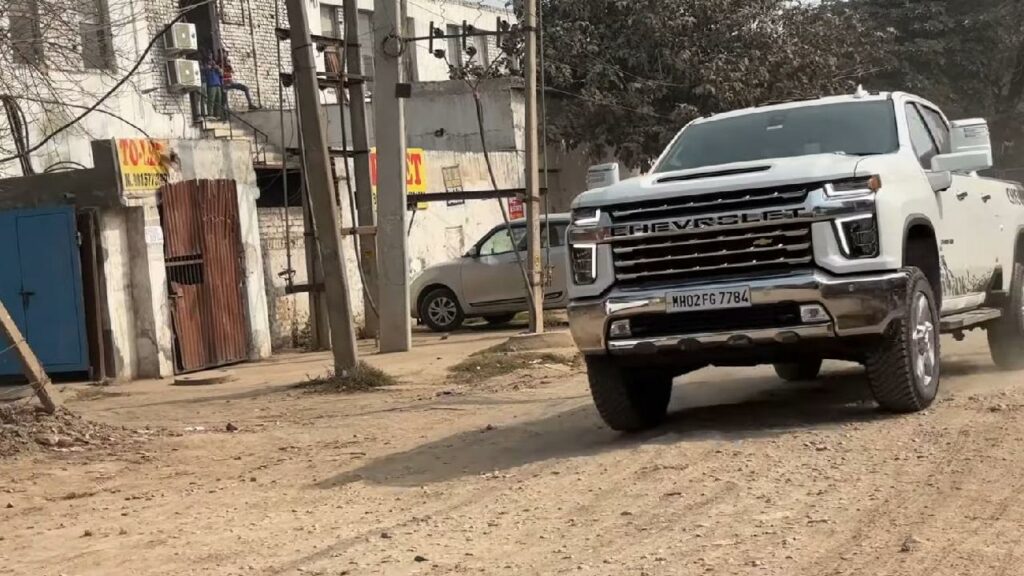 India’s Only Chevy Silverado Detailed on Tape – Costs Rs 3 Crore » Car ...