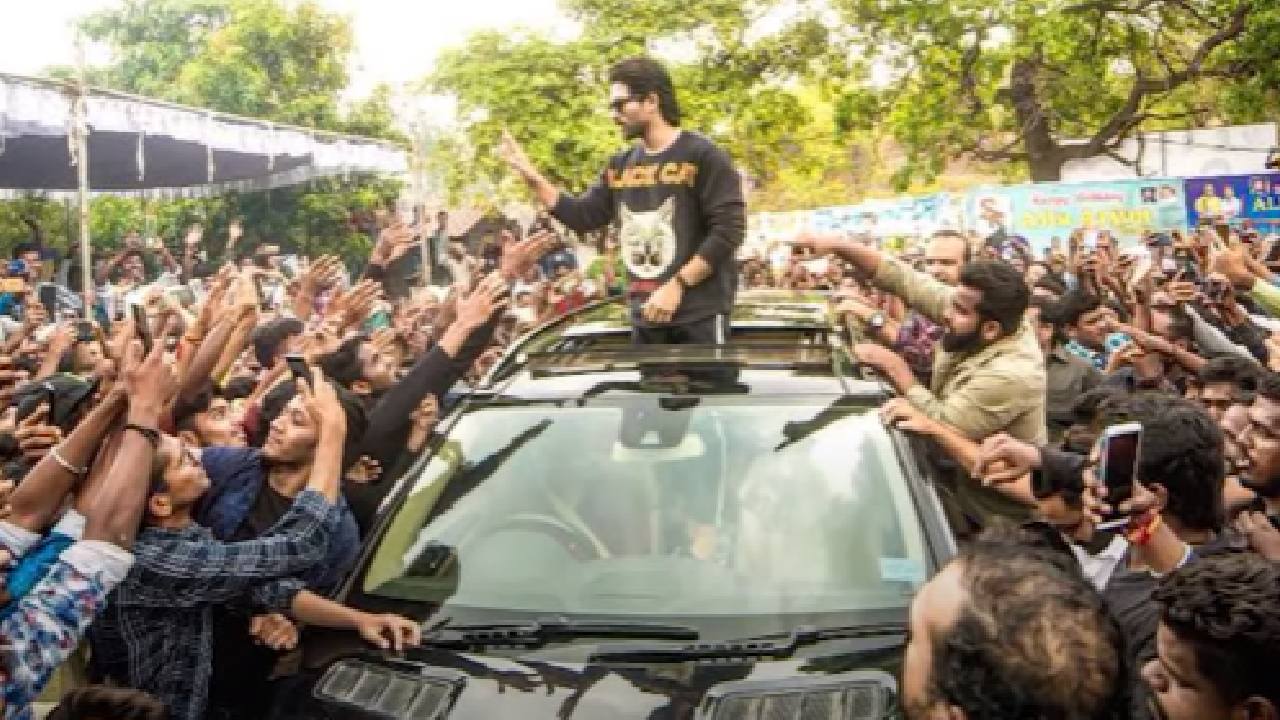 Car Collection of Allu Arjun is Outrageous – Mercedes to Rolls Royce ...