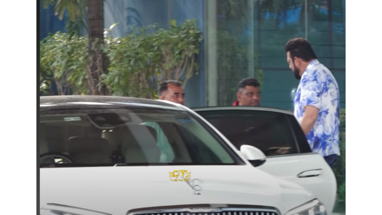 Inside Opulent Car Collection of Sanjay Dutt – Range Rover to Rolls ...