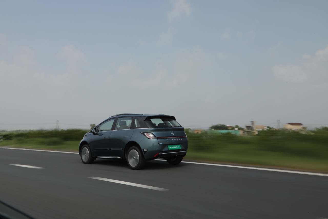 MG Windsor EV Test Drive Review - Winds of Change