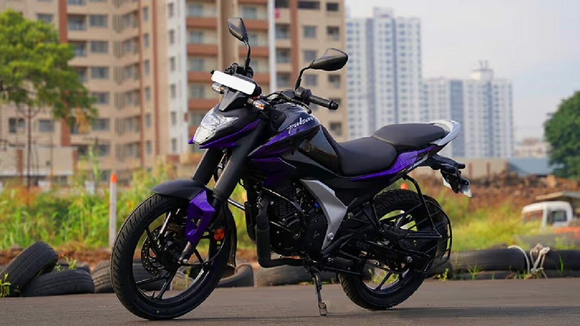 Bajaj Pulsar N125 vs TVS Raider 125 - Specs, Price, Features