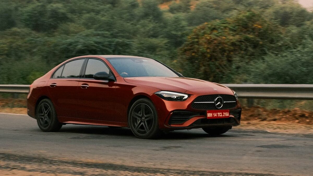 Mercedes-Benz C300 AMG Line Review: To C or Not to C?