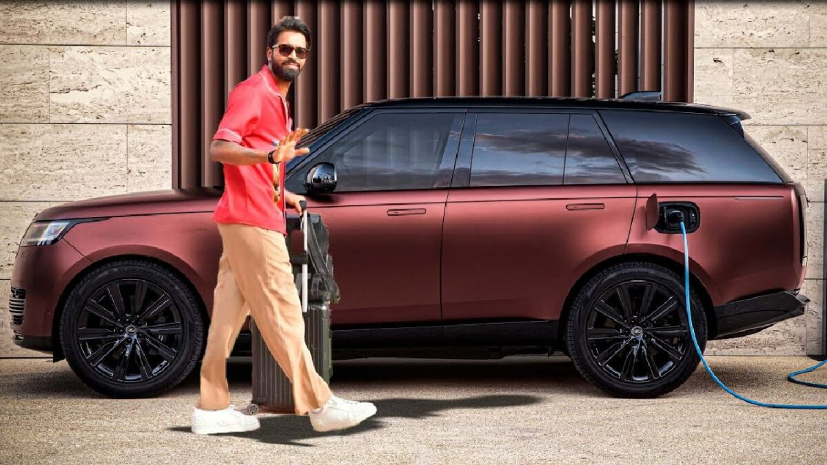 Latest Car Collection of Hardik Pandya - BMW to Range Rover